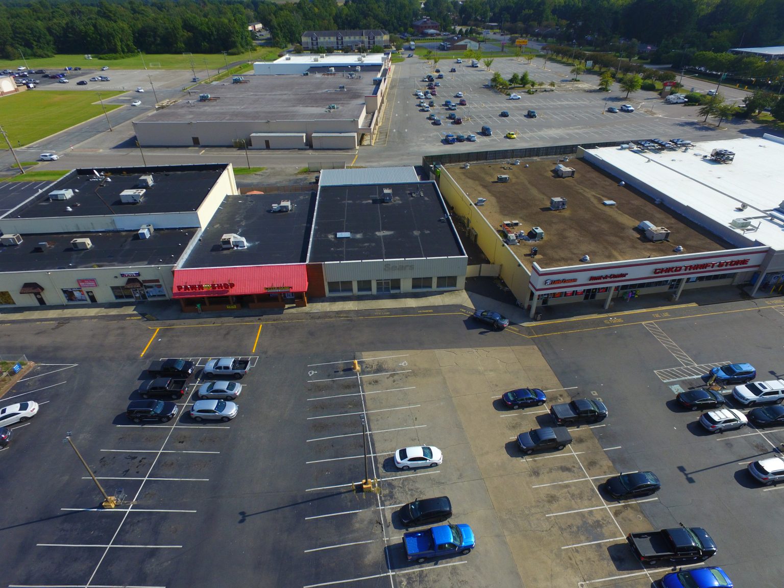 10200 sq ft retail former Sears on Ehringhaus St EC | The Rich Company