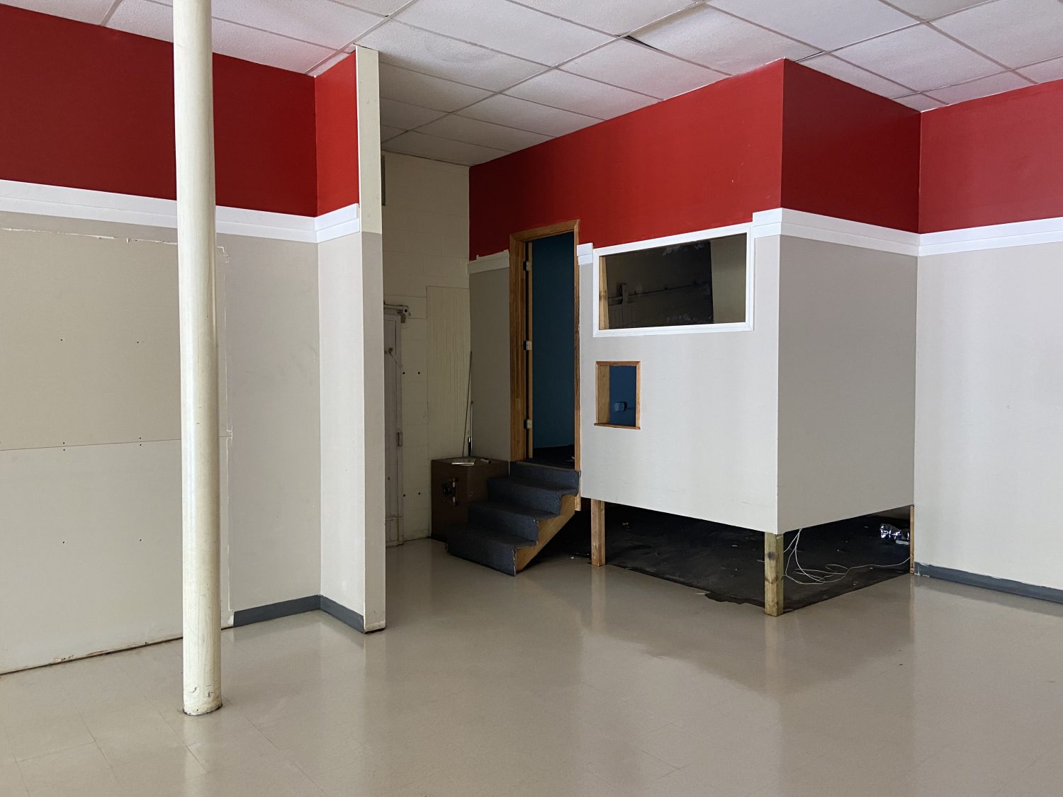 10200 sq ft retail former Sears on Ehringhaus St EC | The Rich Company